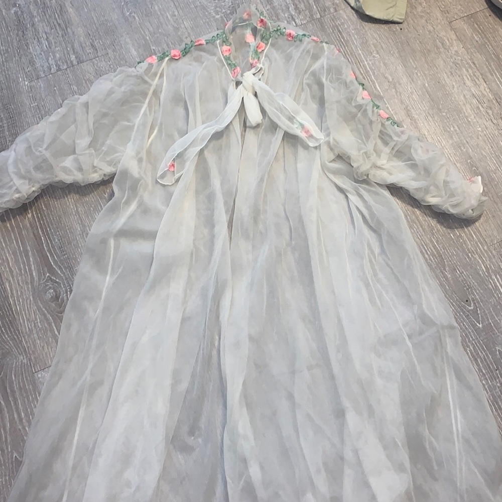 A True Vintage Negligee Creamy Sheer - Gem